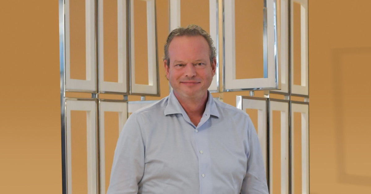 Customer experience Caroline van den Borst